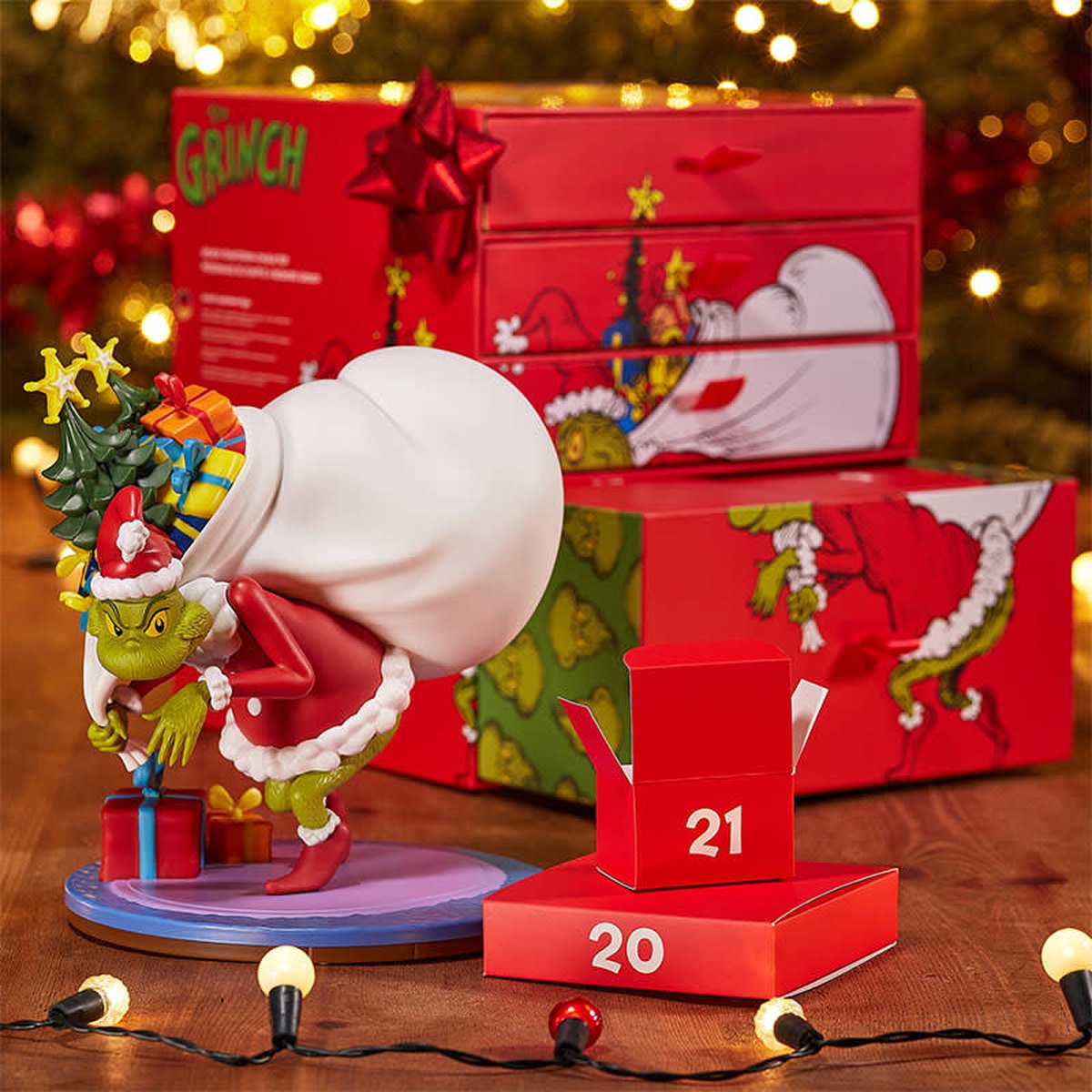 Bandai The Grinch Advent Kalender Rood | bol