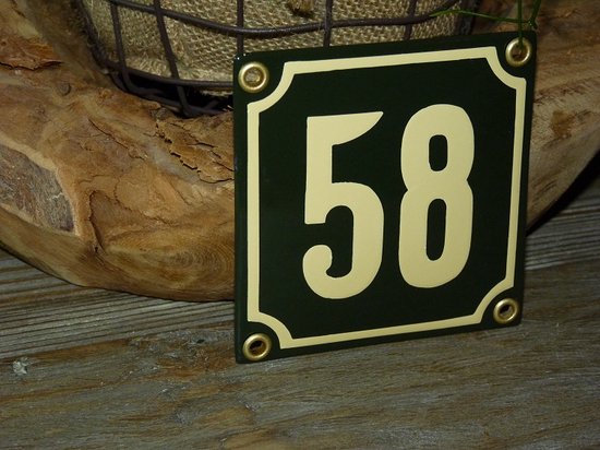 Emaille huisnummer 10x10 groen/creme nr. 58 | bol