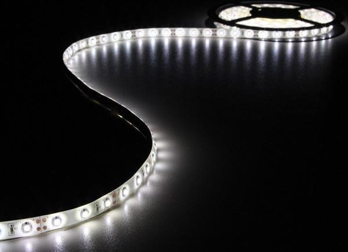 3 meter LED strip - Koud wit - Complete set - Inkortbaar | bol.com