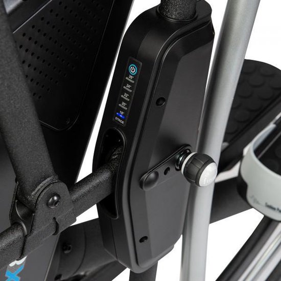cardiostrong EX80 Plus Touch Crosstrainer - met interactieve apps zoals ...