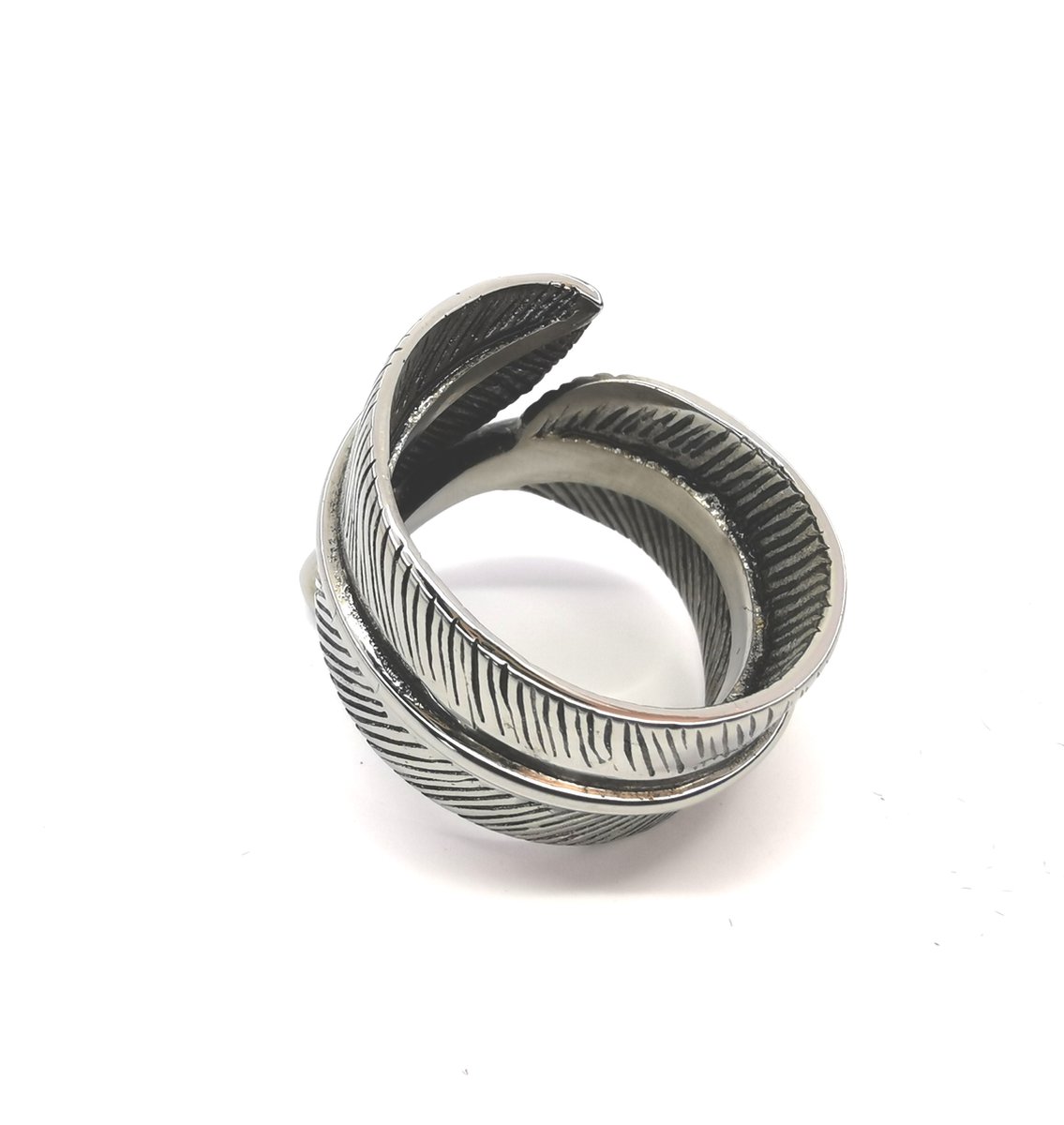 RVS ring - prachtig bewerkt - banaan - blad - motief - maat 22 - Deze ...