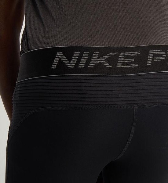 Nike · Pro AeroAdapt short | bol