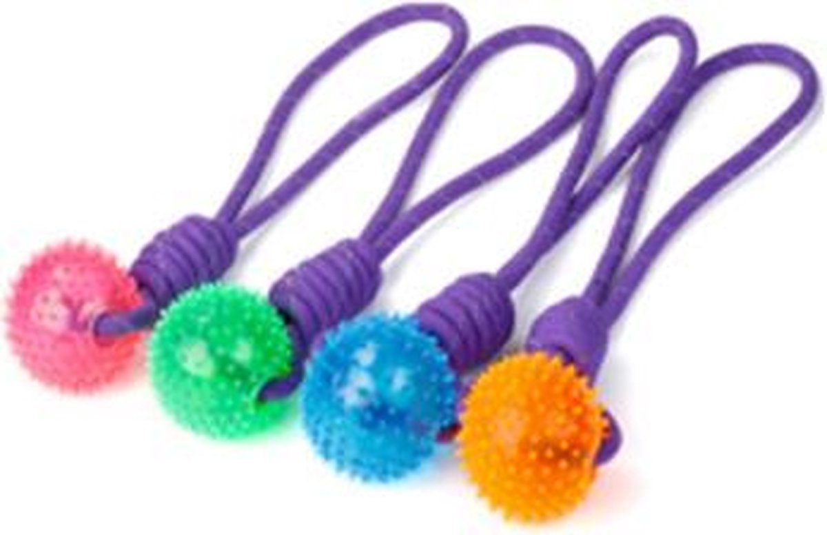 Een bal met trek touw kijken wie de sterkste is - Groen | bol