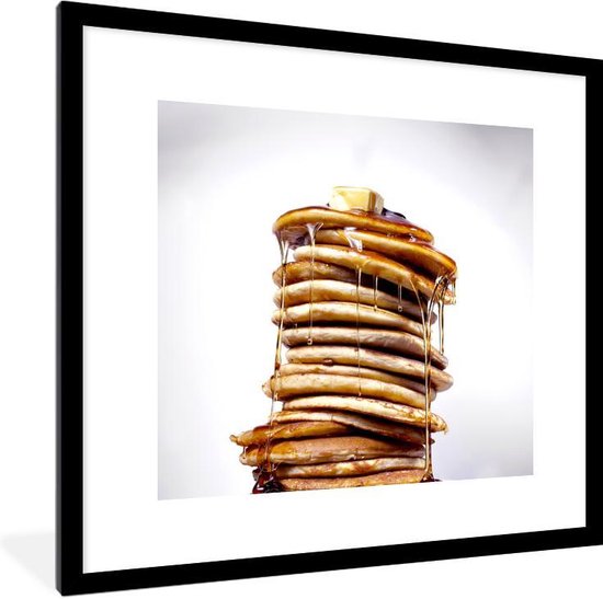 Fotolijst incl. Poster - Een grote stapel van pannenkoeken met siroop ...