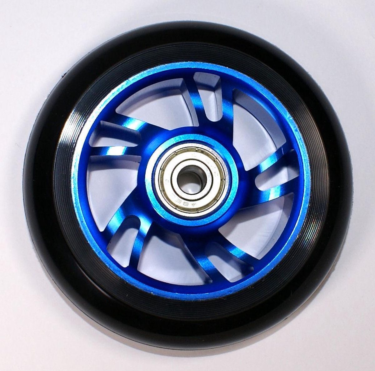 stuntstep wielen set blauw aluminium met abec9 lagers wielmaat 100 mm ...