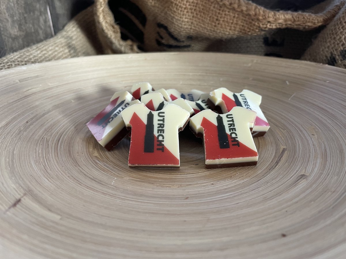 Chocolade voetbalshirt - FC Utrecht - Utrecht - 030 - Voetbalchocolade ...