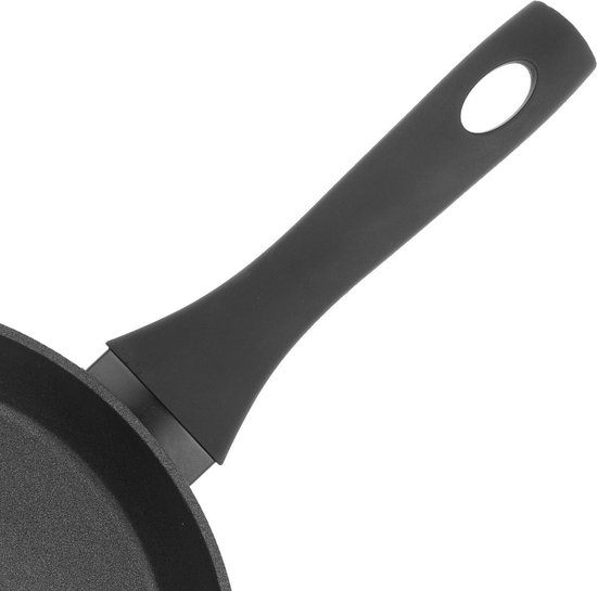 28-cm Aluminum Frying Pan with Universal Deluxe Non-Stick Coating and ...