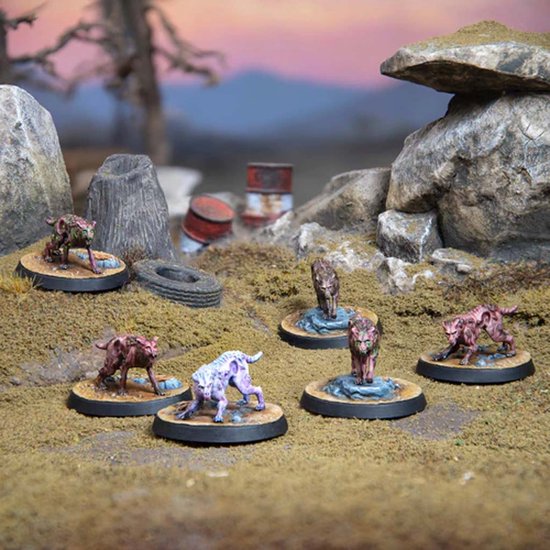 Fallout: Wasteland Warfare - Creatures: Mongrel Scavenging Pack ...
