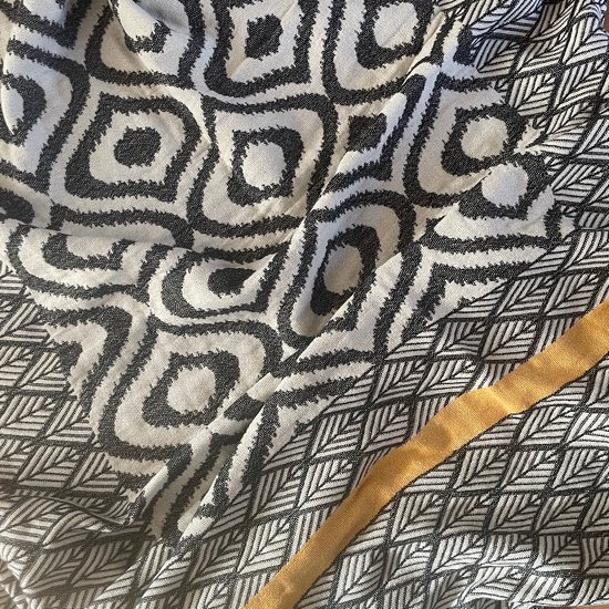 hiPPs 'Loungie Black Eye'. Luxe dikkere Hamamdoek voor ligbed | met ...