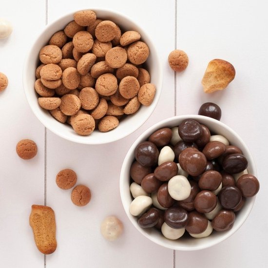 Mix chocolade pepernoten - 500 gram - Kruitnoten - Strooigoed ... Mix chocolade pepernoten - 500 gram - Kruitnoten - Strooigoed ...