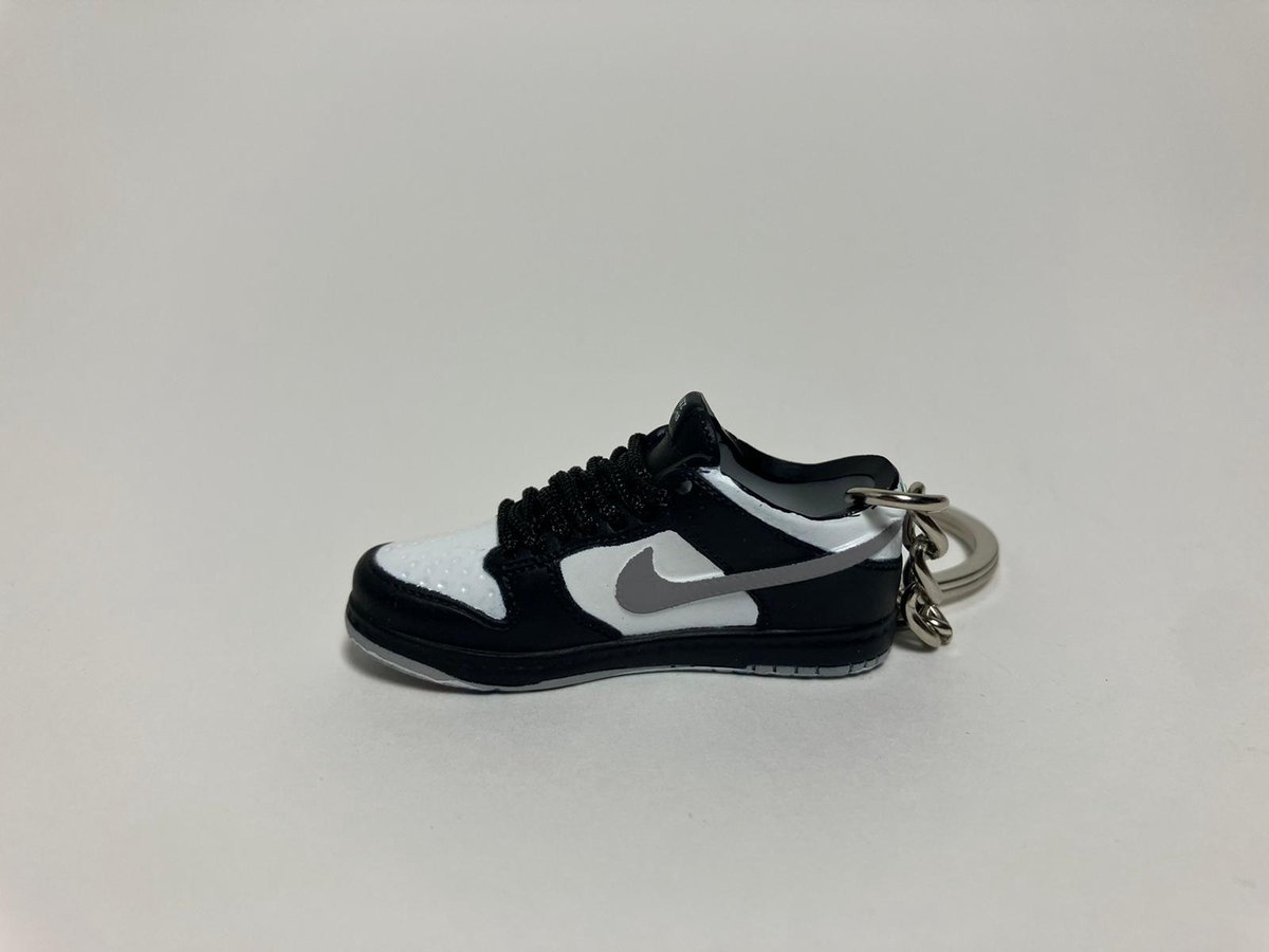 ShoeBlockX SneaKeys | Sleutelhanger | Tassenhanger | Nike Dunk Staple ...