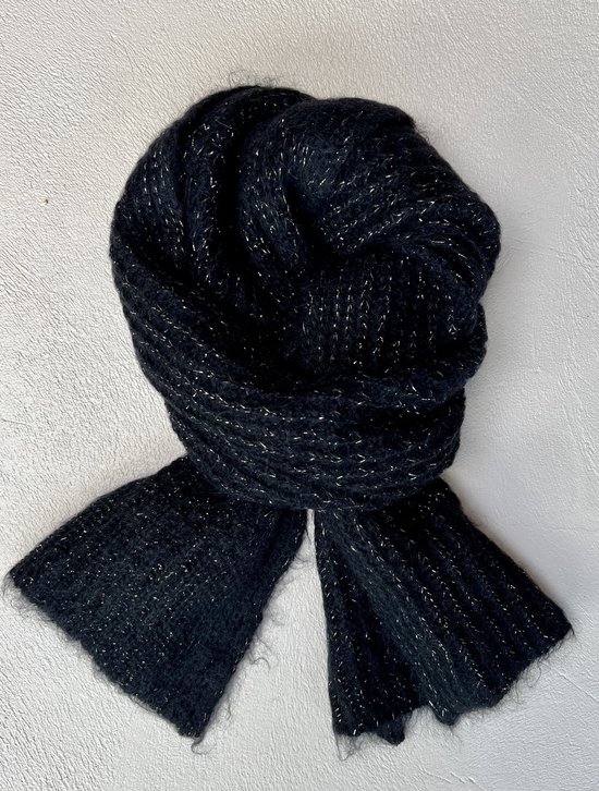 Warme fluffy sjaal met glimmertje | bol.com
