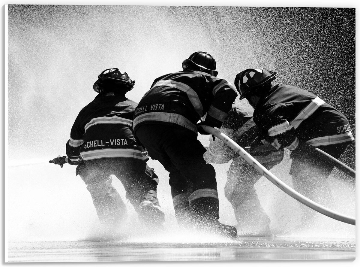 PVC Schuimplaat - Brandweermannen in Actie met Brandweerslang (Zwart ...