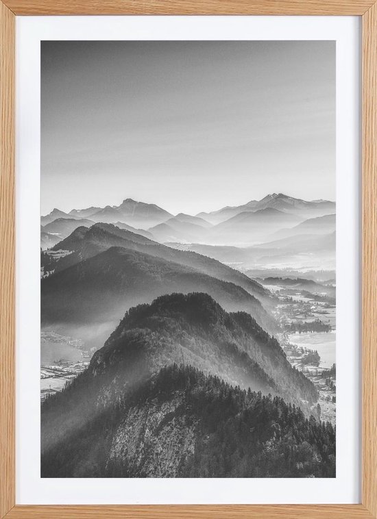 JUNIQE - Poster in premium houten lijst Ballonvaart over de Alpen | bol