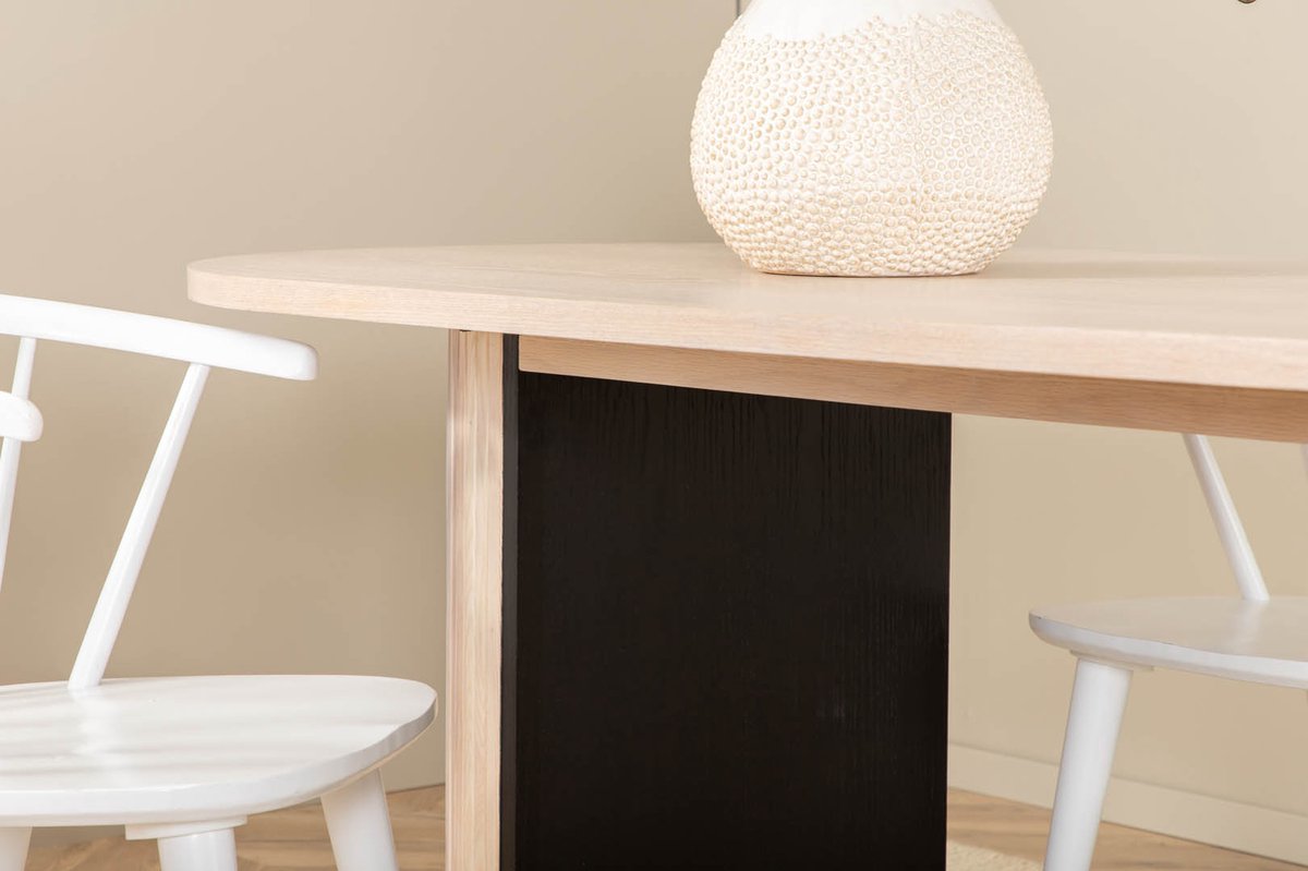 BiancaWW eethoek eetkamertafel eik fineer wit washed en 4 Bullerbyn ...