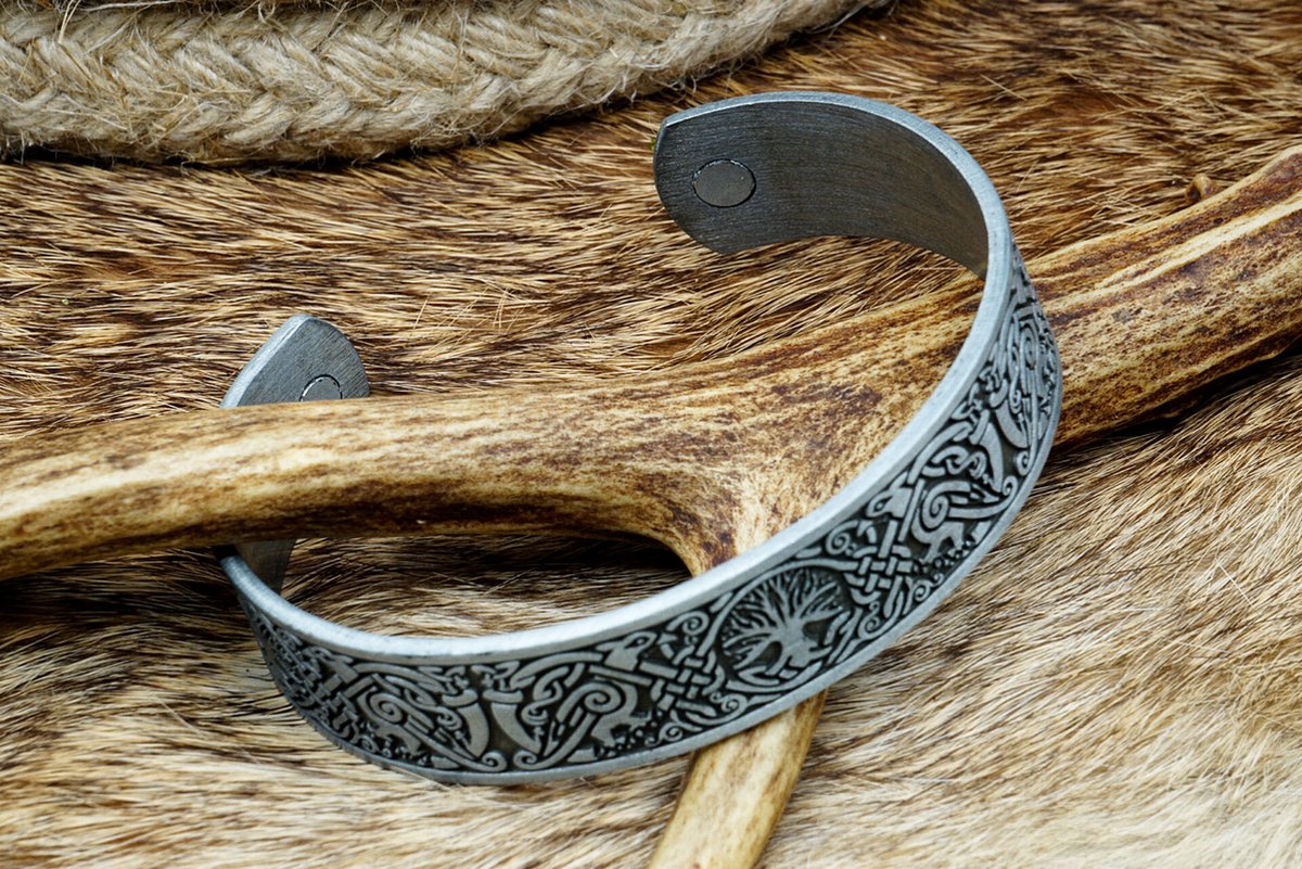 [Two Ravens] Viking Armband Verstelbaar - Buigbare Armband - Viking Sieraden -... | bol
