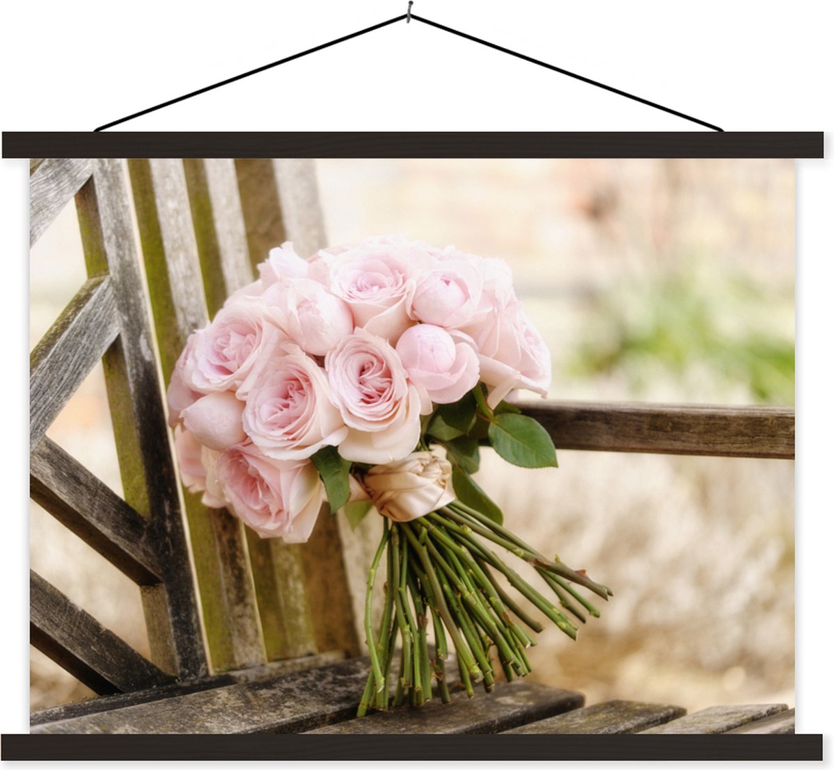 bouquet de roses roses sur un banc en bois affiche scolaire lattes ...