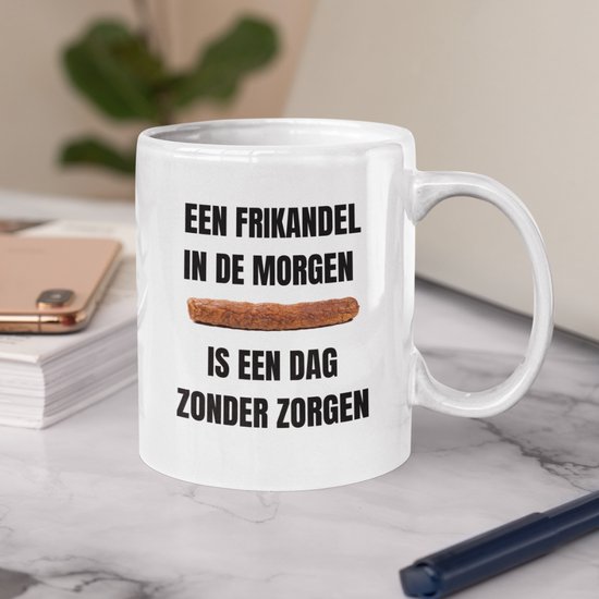 NietMokken.nl - Grappige Mok "Een Frikandel in de Morgen" - 325 ml ...