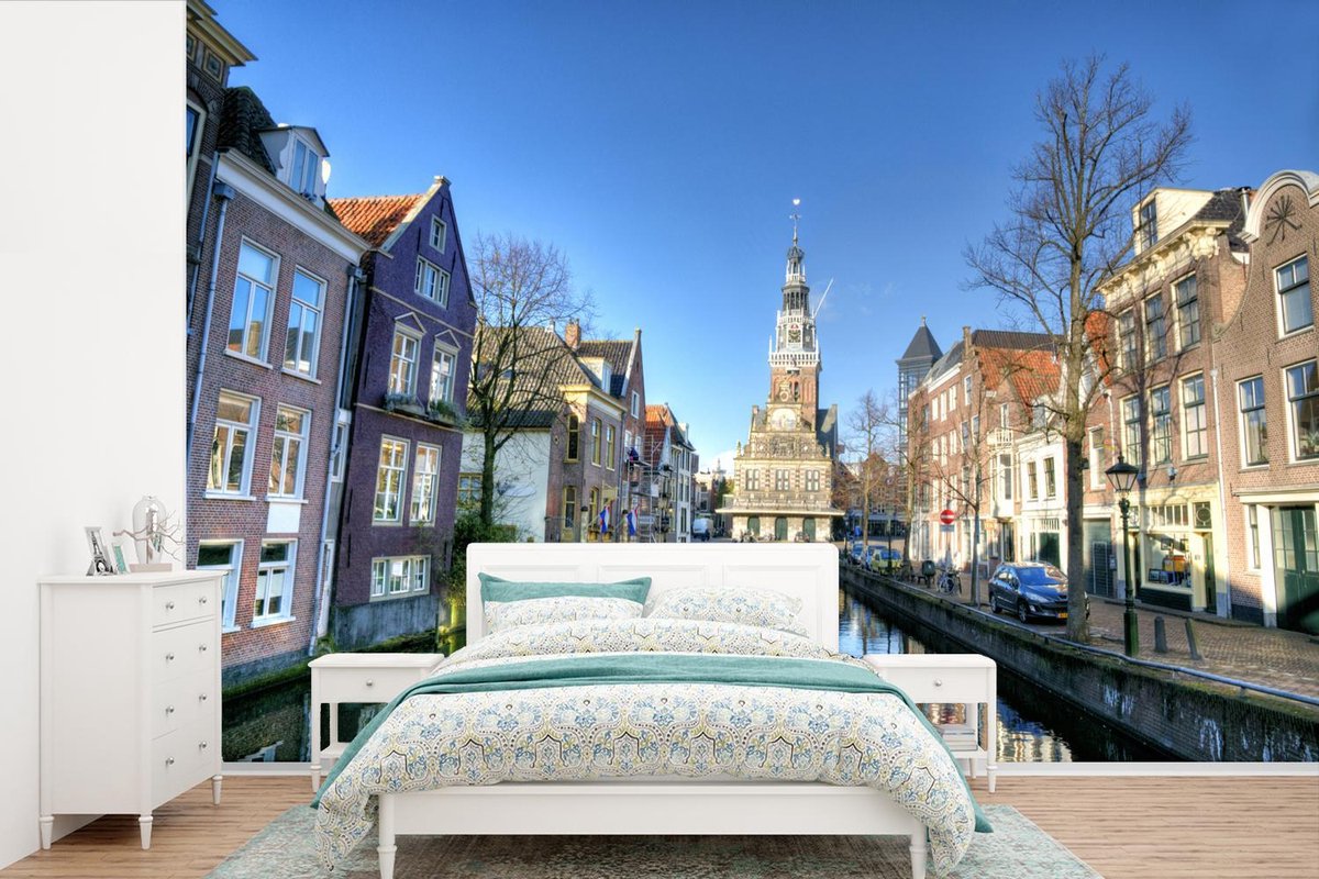Behang - Fotobehang Uitzicht - Gracht - Alkmaar - Breedte 330 cm x ...