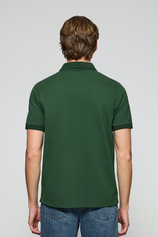 Flesgroene polo met drie knopen en geborduurd Rigby Go-logo | bol