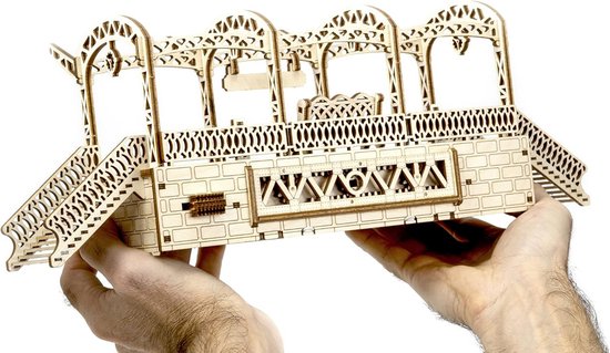 Mechanische 3D Houten Puzzel Model Treinstation met Bewegende ...