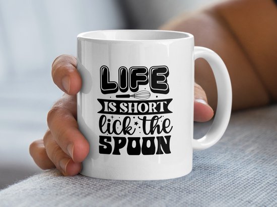 Leven is kort lik de lepel mok, grappige keuken mok, koken liefde ...