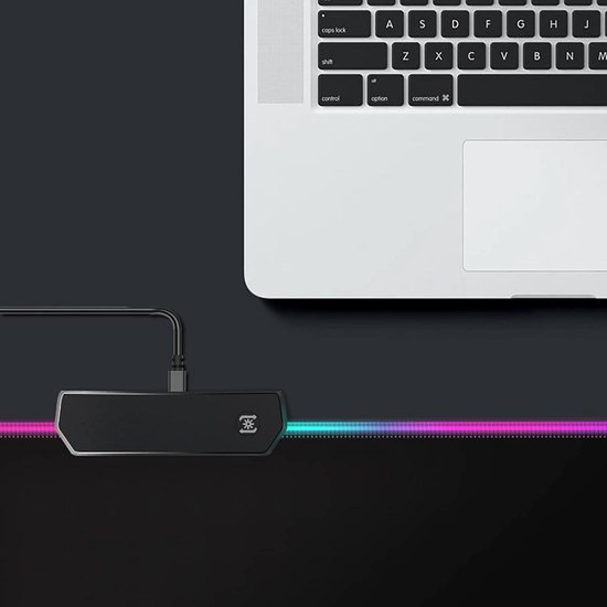 XXL RGB gaming muismat - 900 x 400 LED 7 kleuren - 4 lichteffecten ...