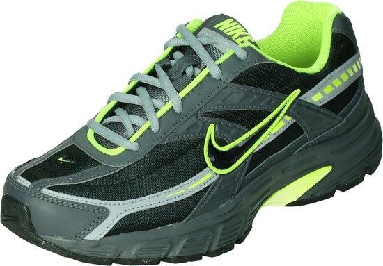 Nike initiator in de kleur zwart. | bol