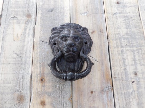 Deurklopper leeuw, gietijzer, bruin | bol