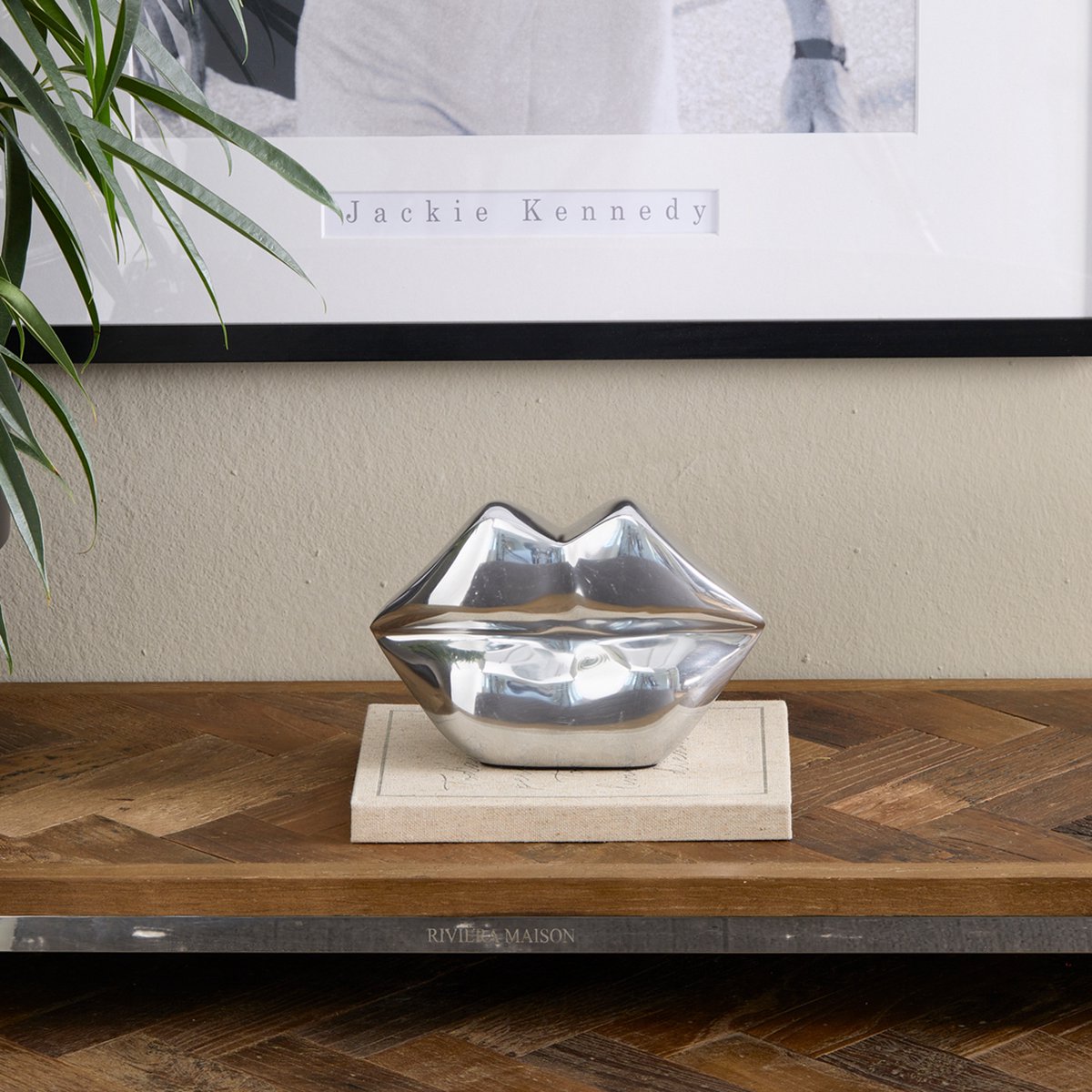Riviera Maison Beeldjes decoratie - RM Shiny Lips Statue - Zilver | bol.com