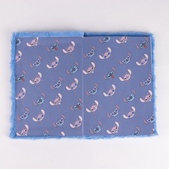 Disney Stitch Fluffy Notebook A5 | bol