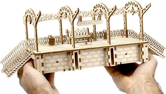 Mechanische 3D Houten Puzzel Model Treinstation met Bewegende ...