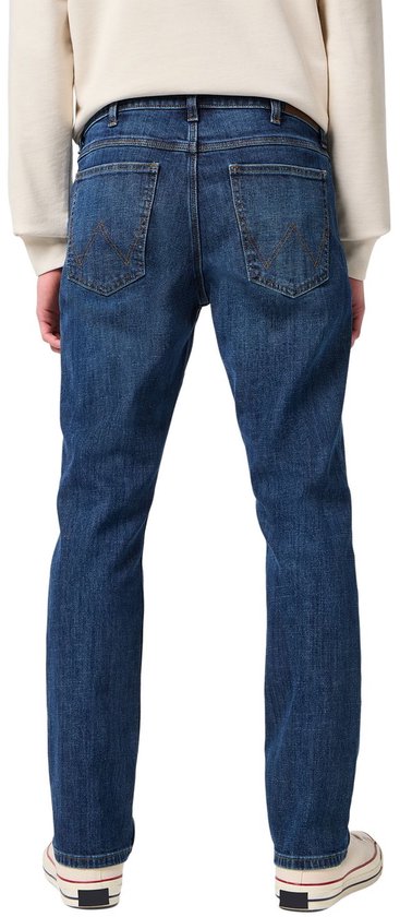 Wrangler REGULAR DARK STONE mannen JEANS maat 32 X 30 | bol