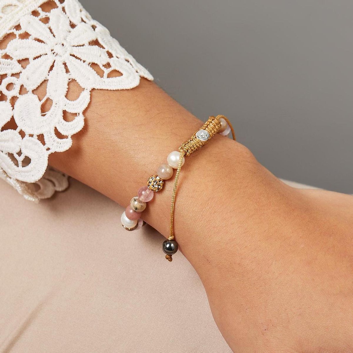 Karma Spiral Dames Armband Metaal - Meerkleurig | bol.com
