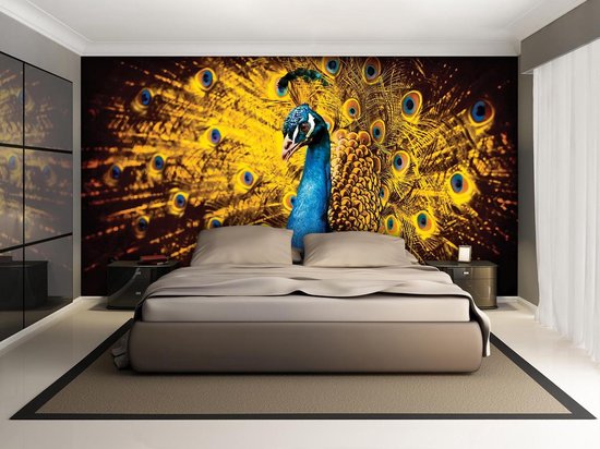 Fotobehang - Vlies Behang - Pauw met Gele Veren - 416 x 254 cm | bol.com