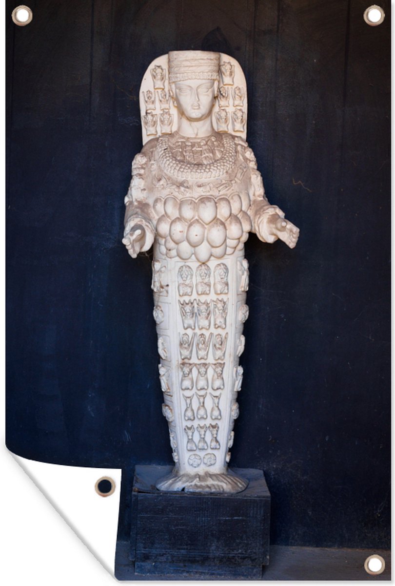 Tuindecoratie Een replica-standbeeld van de godin Artemis in het oude ...