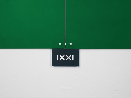 IXXI Red Vintage Sports Car Front, Bo Lundberg - 100 x 140 cm - Gratis ...