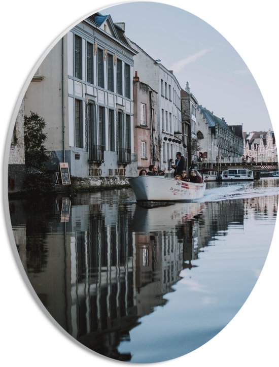 PVC Schuimplaat Ovaal - Gebouwen aan het Water met Boot - 21x28 cm Foto ...