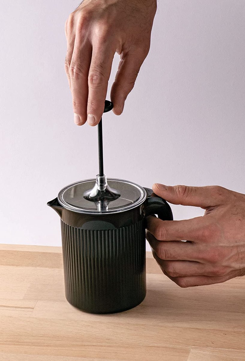 Melkopschuimer handmatig cappuccino maker 0,5 l zwart | bol