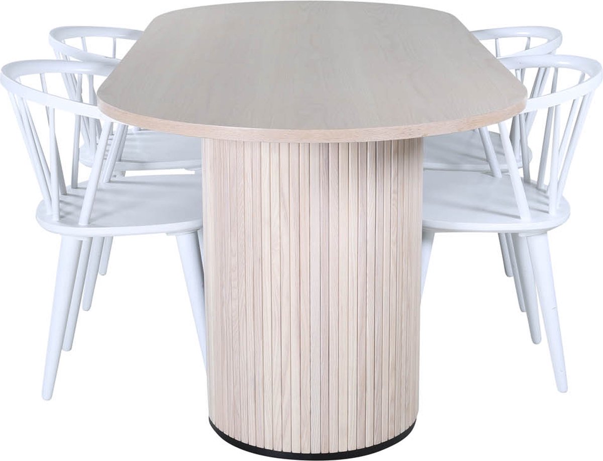 BiancaWW eethoek eetkamertafel eik fineer wit washed en 4 Bullerbyn ...