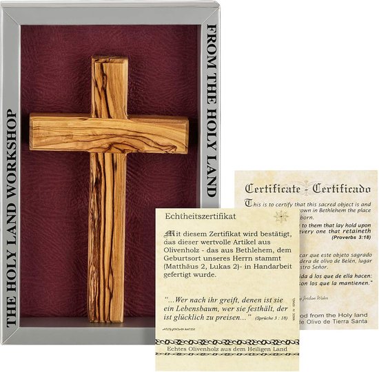 Houten kruis olijfhout voor de muur in geschenkverpakking. Origineel ...