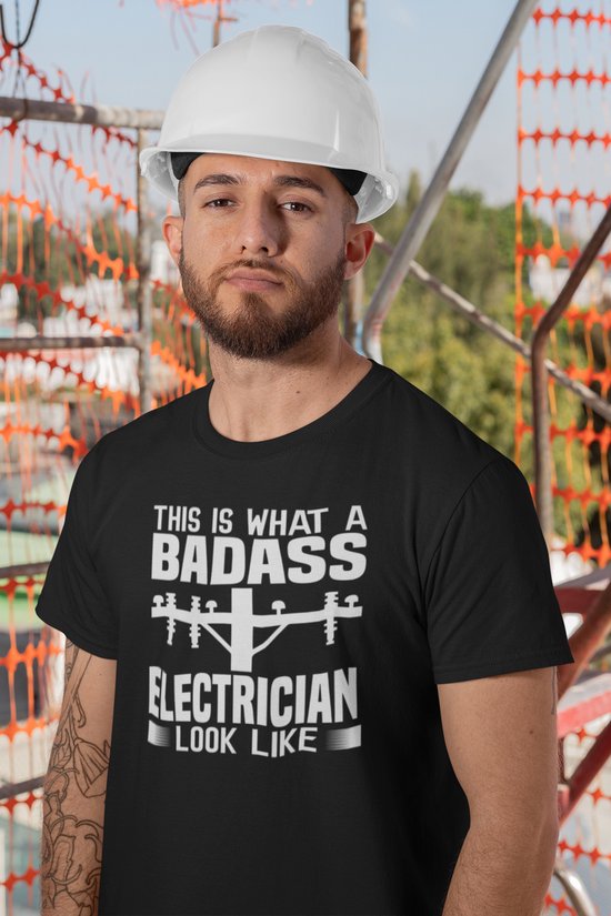 Rick & Rich - T-Shirt What Badass Electrician Looks Like - T-Shirt ...