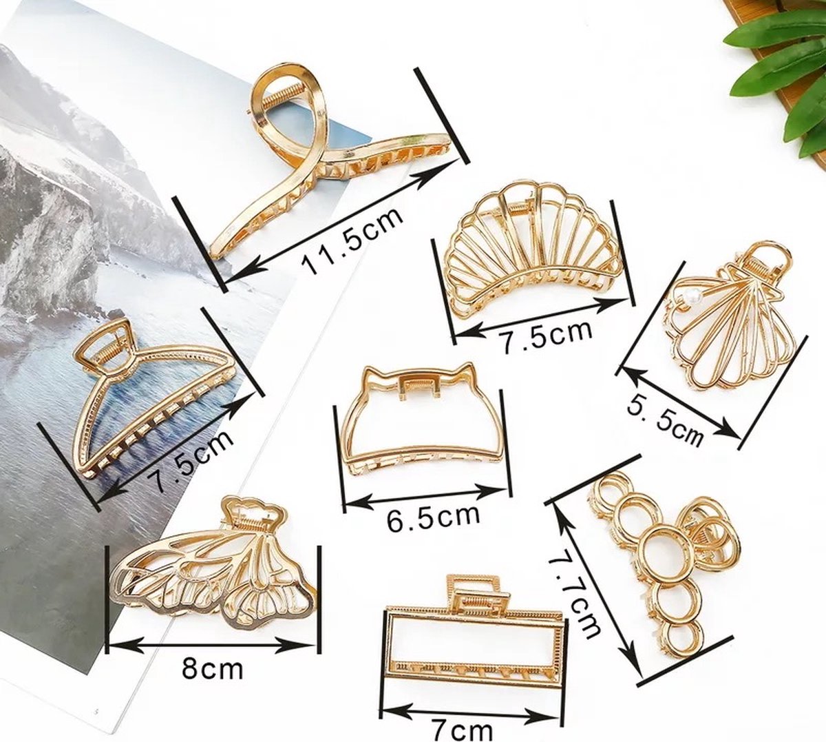 Emilie collection - haarklem - goud - geometrisch - metaal - maan | bol.com