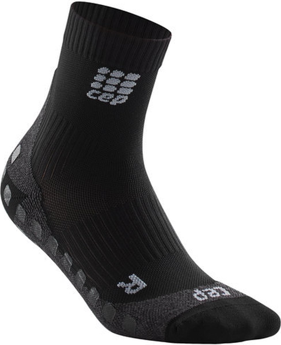 CEP griptech short socks, black, women III | bol.com