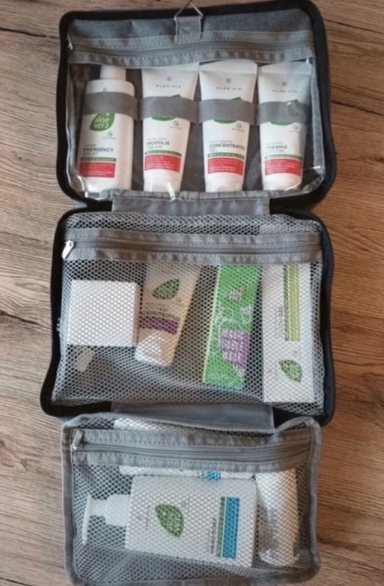 LR Aloe vera moments complete set. creme. skin care. sos care | bol