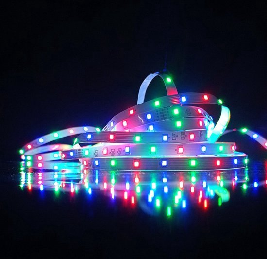 Borvat® | 5 meter RGB led tape met voeding en afstandsbedien | LED ...