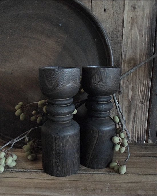 Stoere verweerde houten kandelaar L | bol