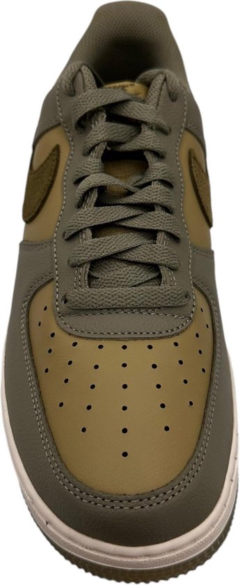 Nike - Air force 1 '07 LV8 - Sneakers - Mannen - Groen/Wit - Maat 43 | bol