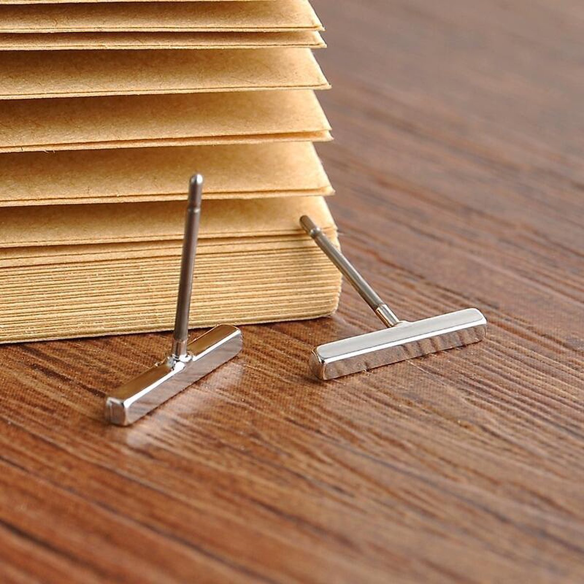 Sieraden - Minimalistisch - Oorbellen - Balkje - Zilverkleurig - 12mm ...