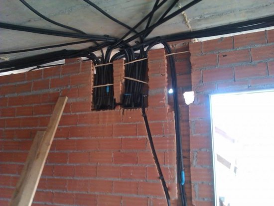 Conduit Électrique Flexible 32 mm 50 Mètres - Goulotte de Câbles avec ...